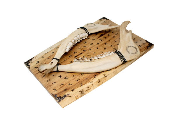 runic double elk jawbone hanger